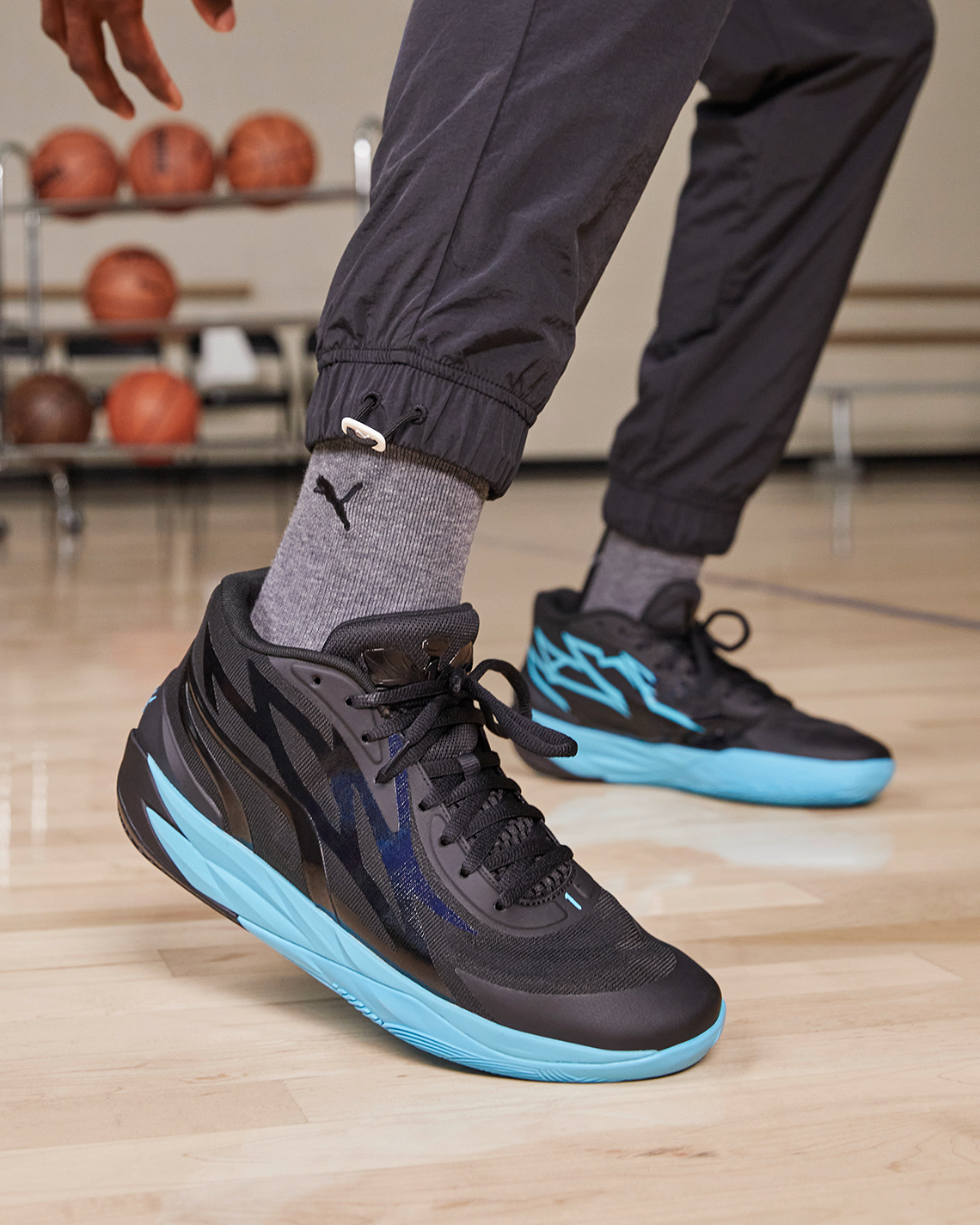 Một số hình ảnh của mẫu giày Puma MB.02 "Phenom"